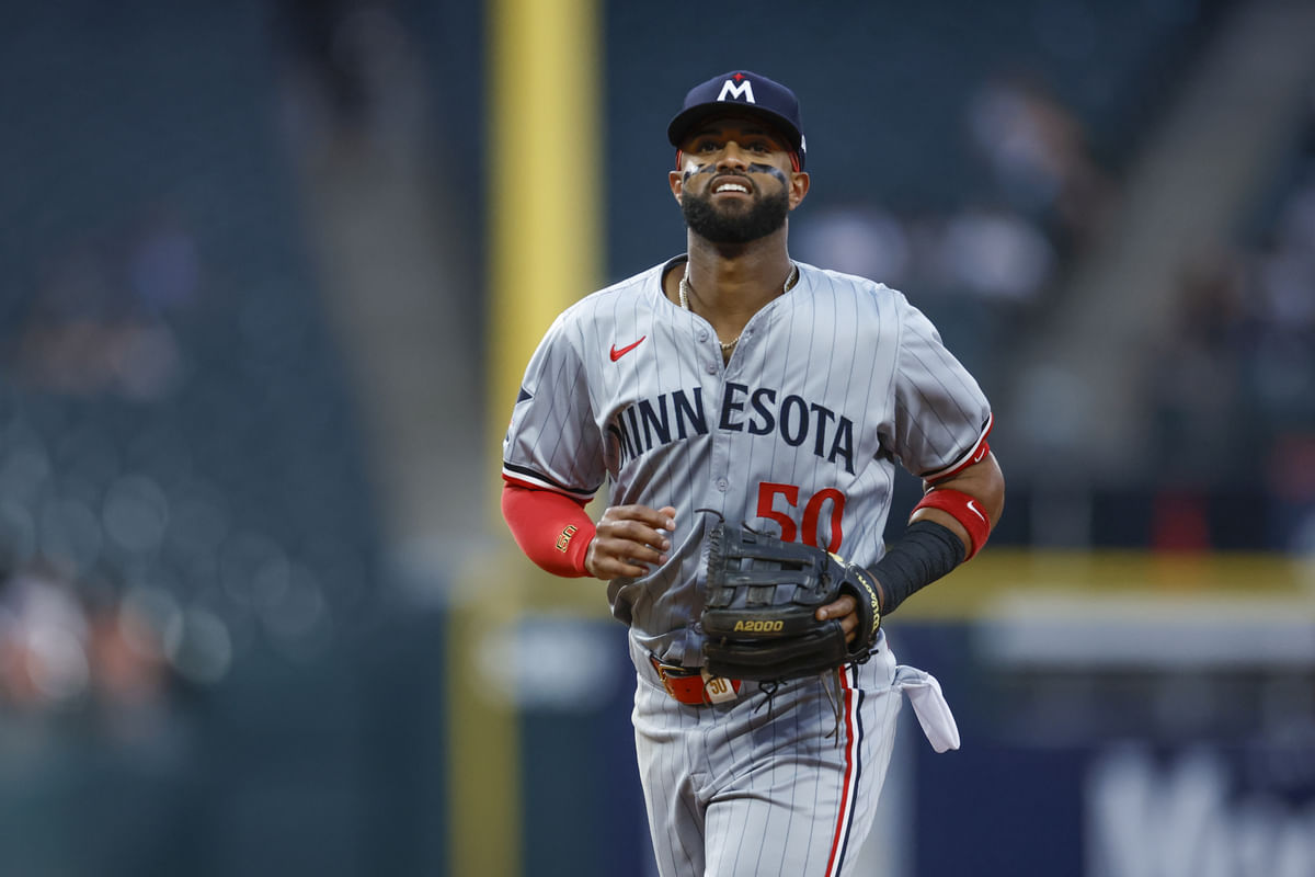 "What a wild world we live in" - MLB fans react to Willi Castro ...