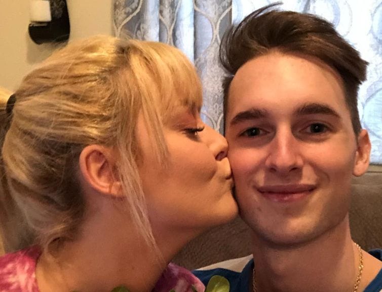 Who are Mackenzie Ziegler‘ Siblings, Ryan, Tyler, Matthew, and Michele?