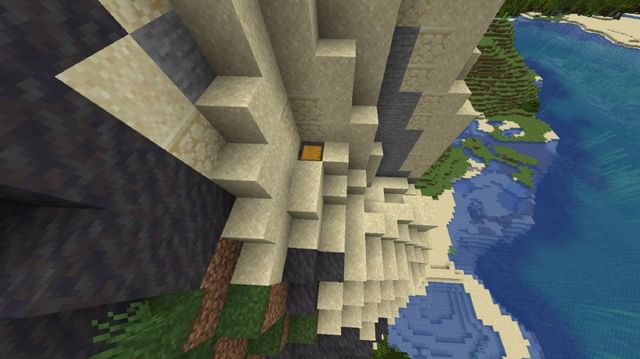How to find buried treasure in Minecraft