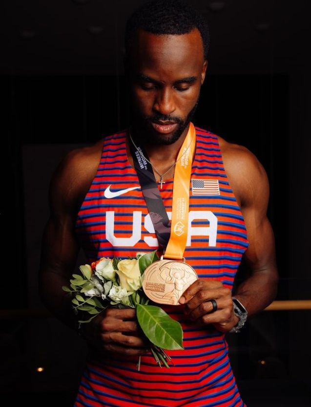 What is Daniel Roberts' Ethnicity?