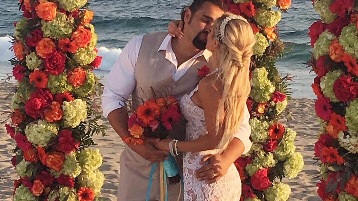 AEW: 3 AEW stars who ended up marrying their managers