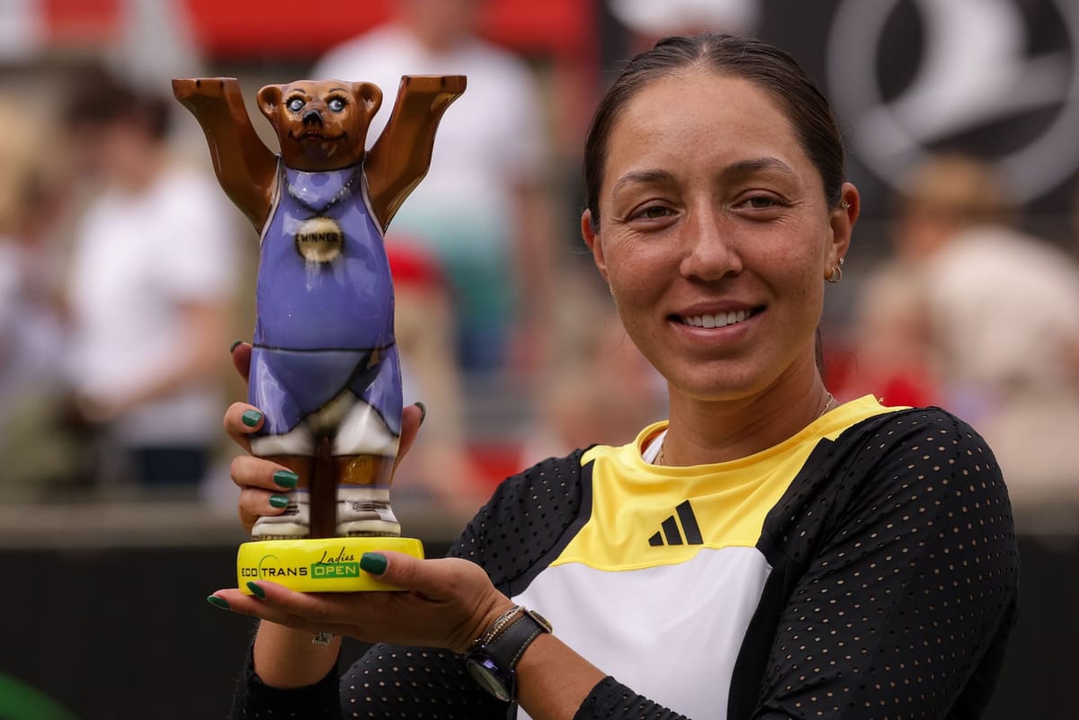 Meet Jessica Pegula’s Coaches: Mark Knowles & Mark Merklein