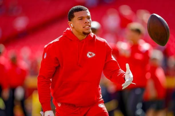 Sky Moore Contract in 2024, Salary, Net Worth, Endorsements ...