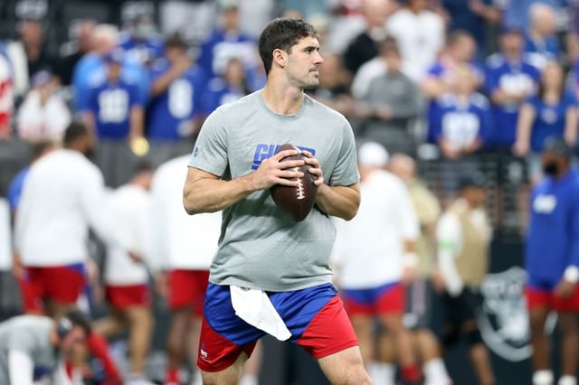 Giants fans take notice as bulked-up Daniel Jones shows off arm ...