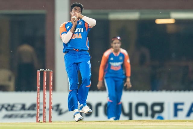 "It's been 6 years since she made her debut" - Veda Krishnamurthy says ...