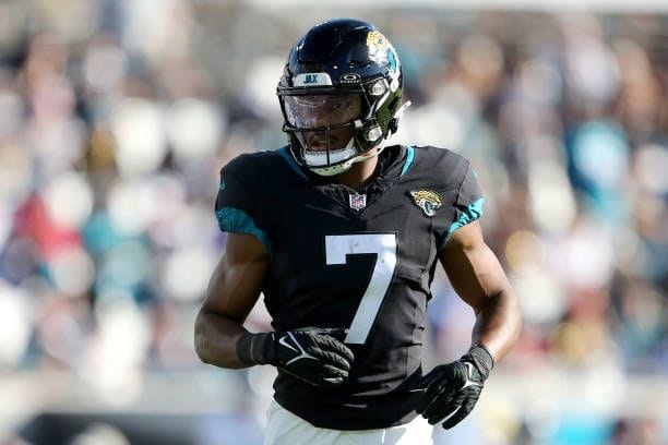 How many teams has Zay Jones played for?