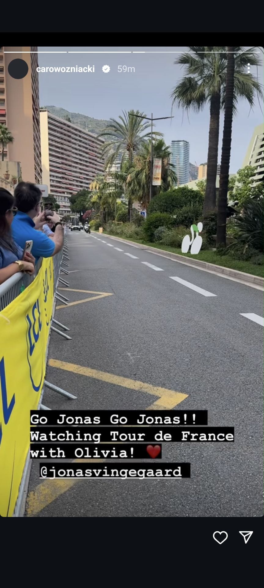 "Go Jonas" - Caroline Wozniacki's daughter Olivia adorably cheers on ...