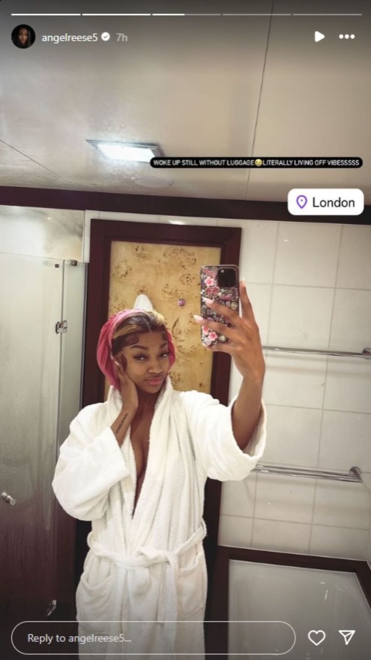 In Photos: Angel Reese spotted courtside with Steph Curry & Kevin ...