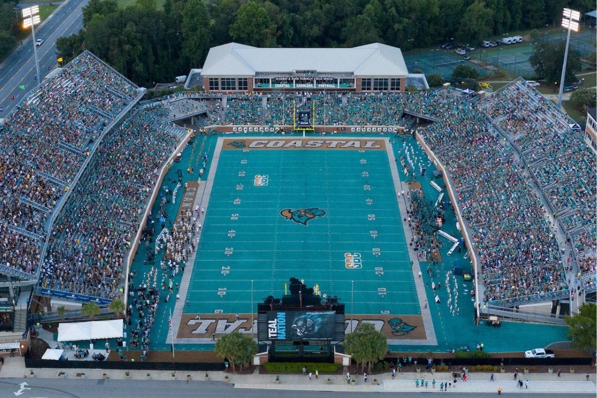 Top 5 smallest college football stadiums ft. Sam Houston's Elliott T ...