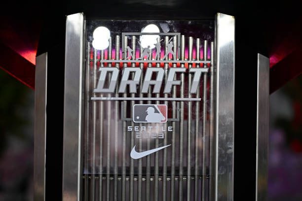 How do You Enter the MLB Draft? Discover Rules for Entering the MLB ...