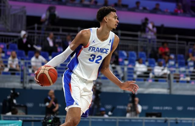 "Bro defending his legs" - Basketball world reacts to astonishing ...