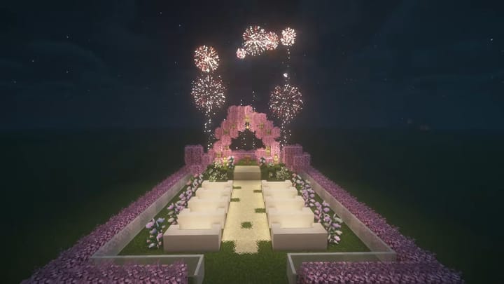 7 best Minecraft wedding venue builds