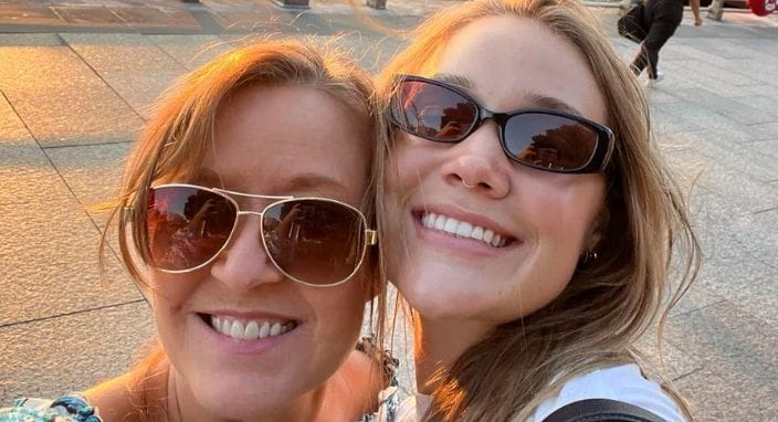 Olivia Ponton Family - Father, Mother, Siblings, Wife, Kids