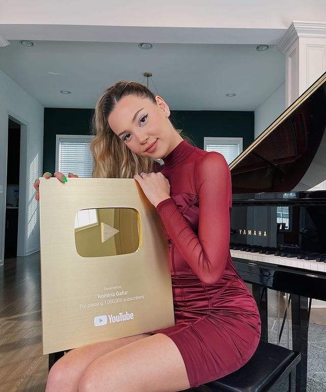 Romina Gafur’s Family - Father, Mother, Siblings.