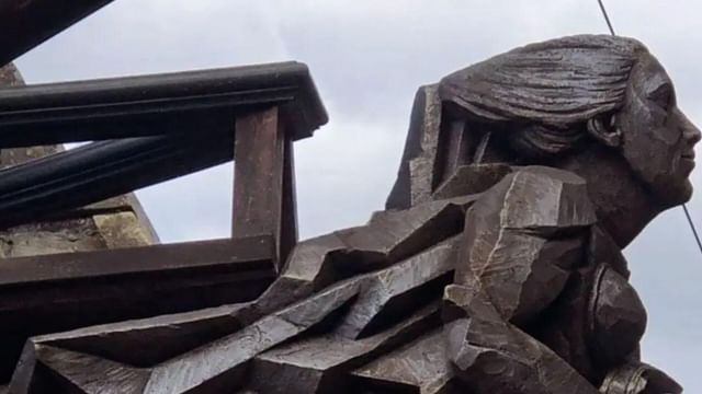 What did the figurehead of Princess Rhaenys mean in House of the Dragon ...