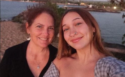 Who are Halia Beamer's parents?