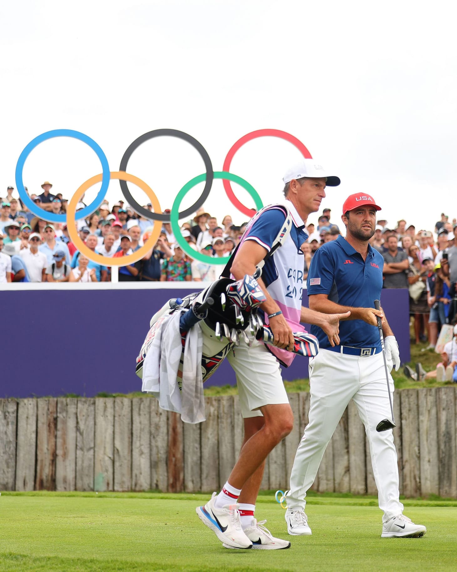 Did Scottie Scheffler change caddies?