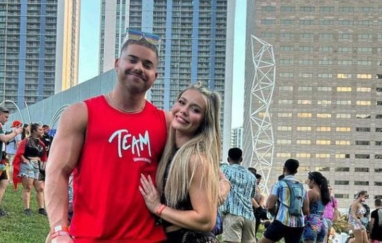 Who is Olivia Ponton’s sister, Abigail Ponton?