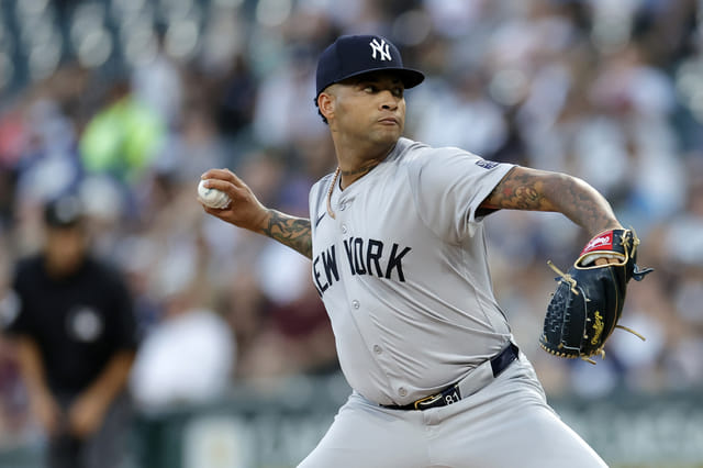 Luis Gil Injury Update: Yankees starter exits in fourth inning vs ...