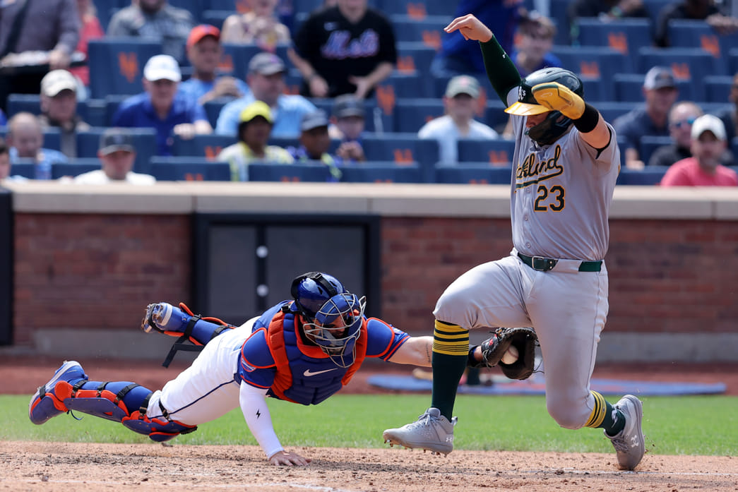 "It's ridiculous" - MLB insider loses it on 'Hawk Tuah' girl throwing ...