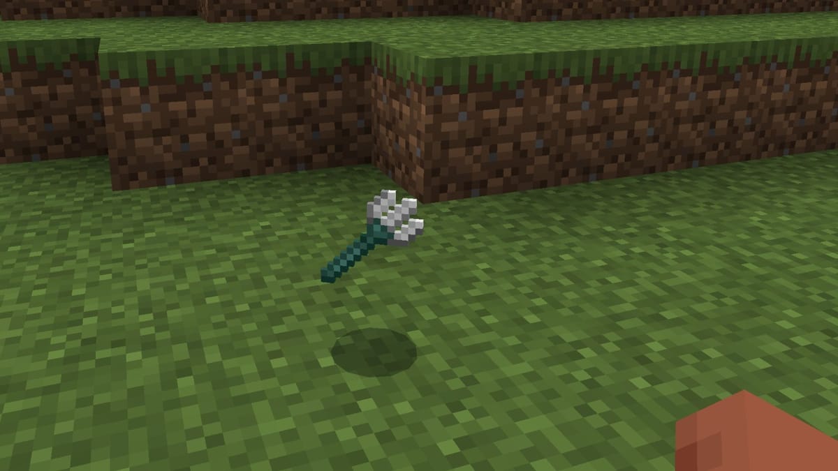 Can you have Impaling and Riptide on a trident in Minecraft?