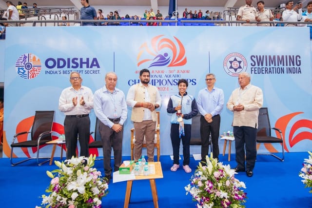 Olympian swimmer Dhinidhi Desinghu bags five gold medals at National ...