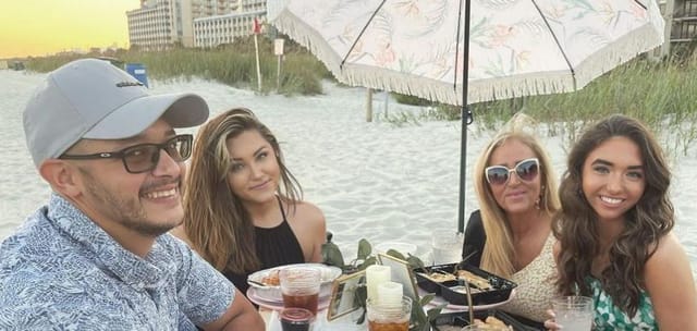 Who are IAmJordi's parents?