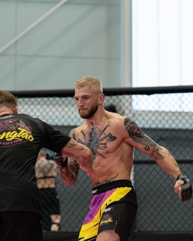 In Photos: Tatted up Dan Hooker shares training snaps ahead of Mateusz ...