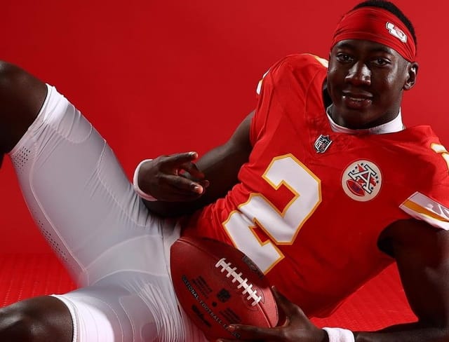 What is Joshua Williams' 40-time record?