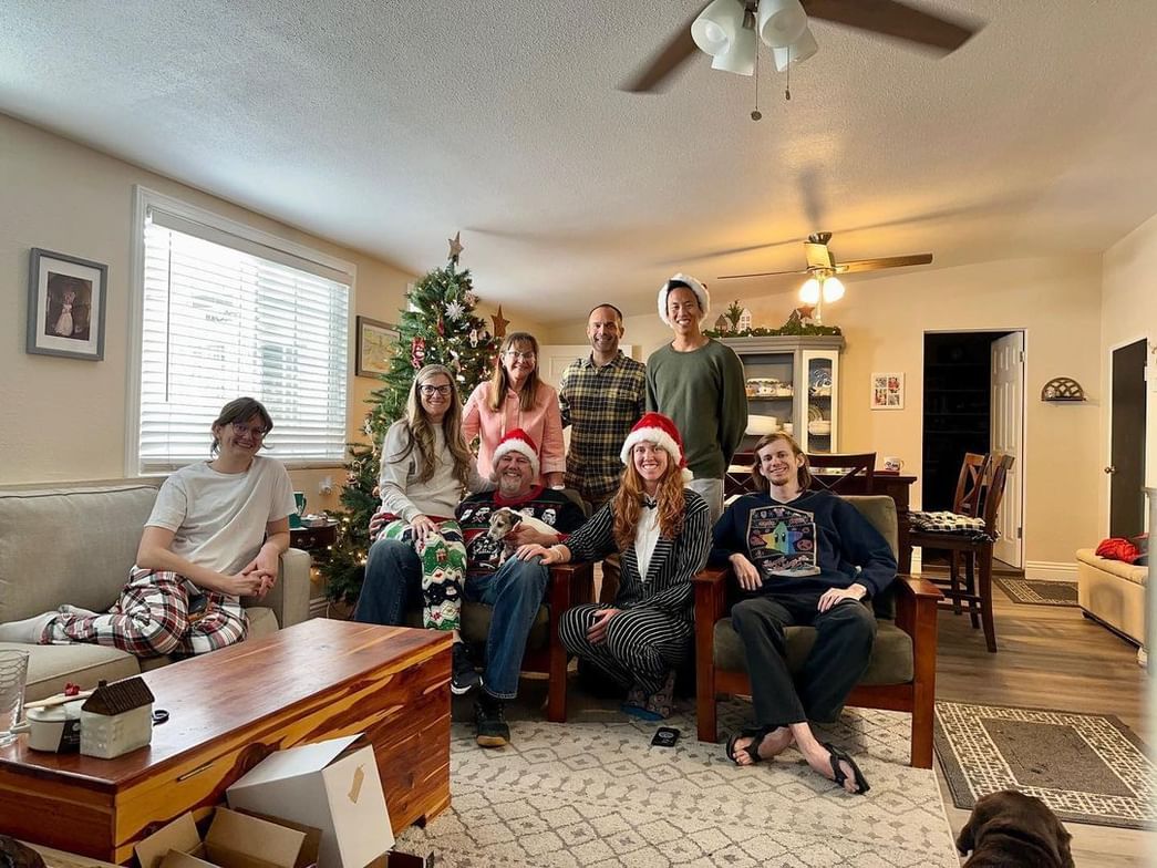 Kelly Cheng Family - Father, Mother, Siblings, Husband, Kids