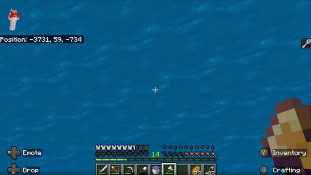 "Probably my favorite bug": Community reacts as weird Minecraft Bedrock bug saves the player ...