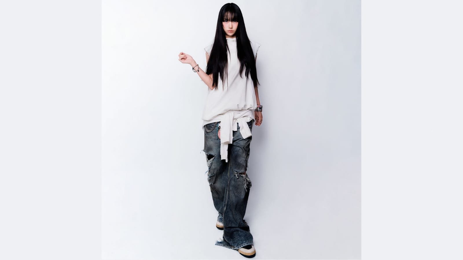 Who are the MEOVV members? Complete guide on the upcoming THE BLACK ...