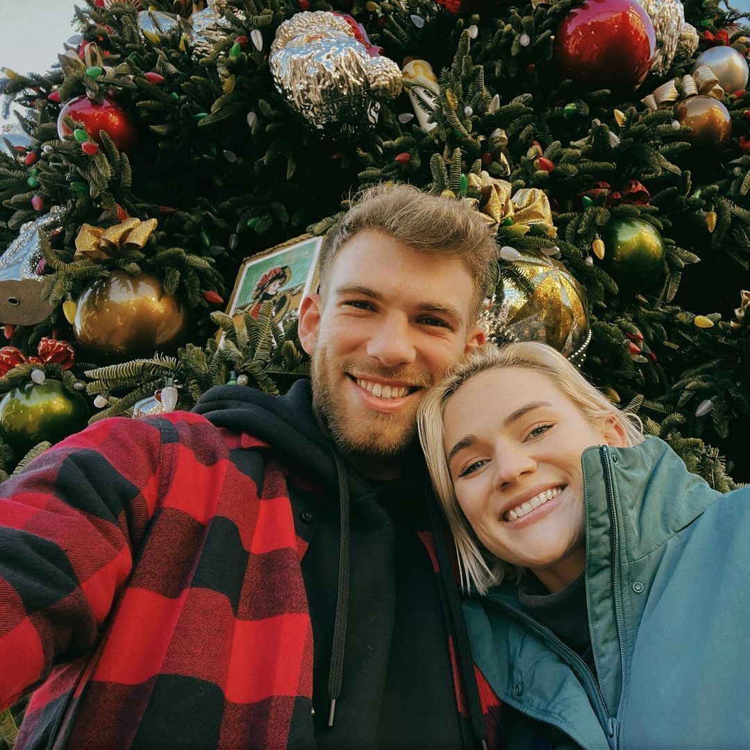 Who is Sammy Sullivan’s boyfriend, Josh Schnell?