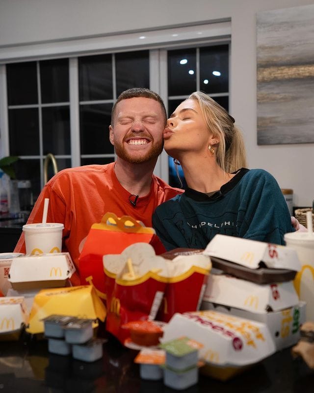 Who is Behzinga’s girlfriend, Faith Kelly?