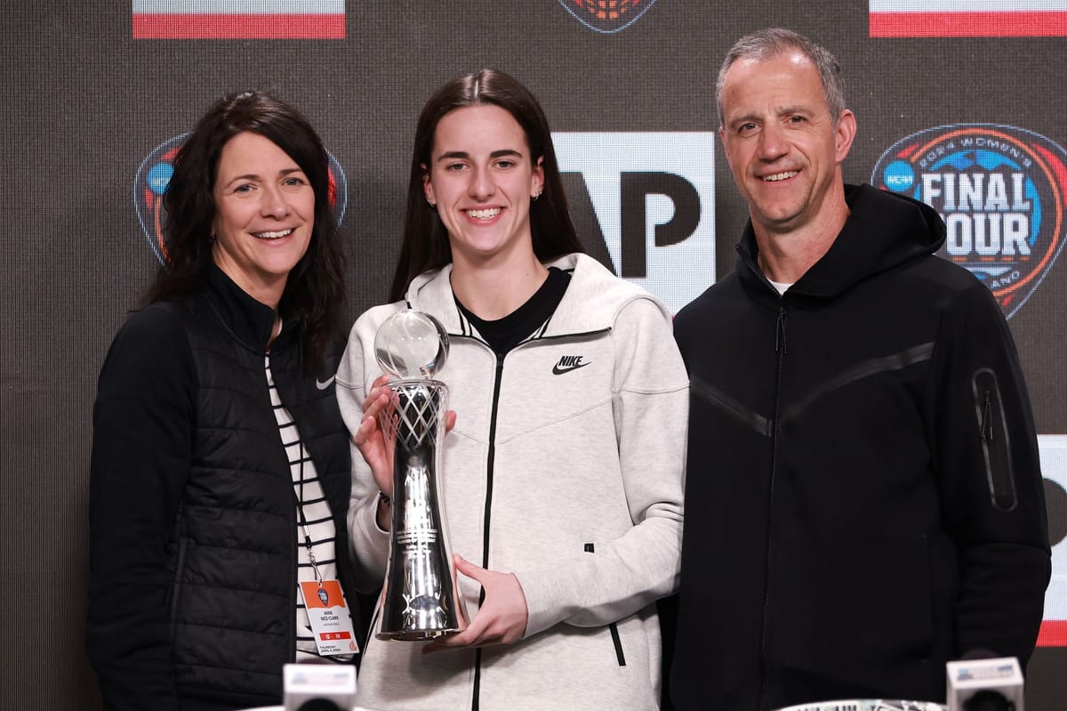 Who are Caitlin Clark’s Parents, Brent and Anne Nizzi-Clark? Age ...