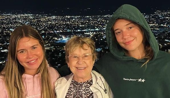 Who is Olivia Ponton’s sister, Abigail Ponton?