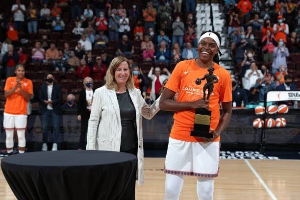 Jonquel Jones MVP