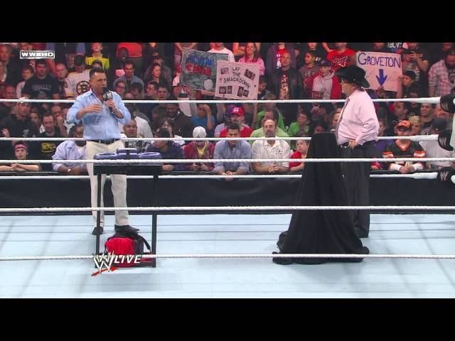 WWE legend reveals, "Jim Ross and I have had a very, very strange ...