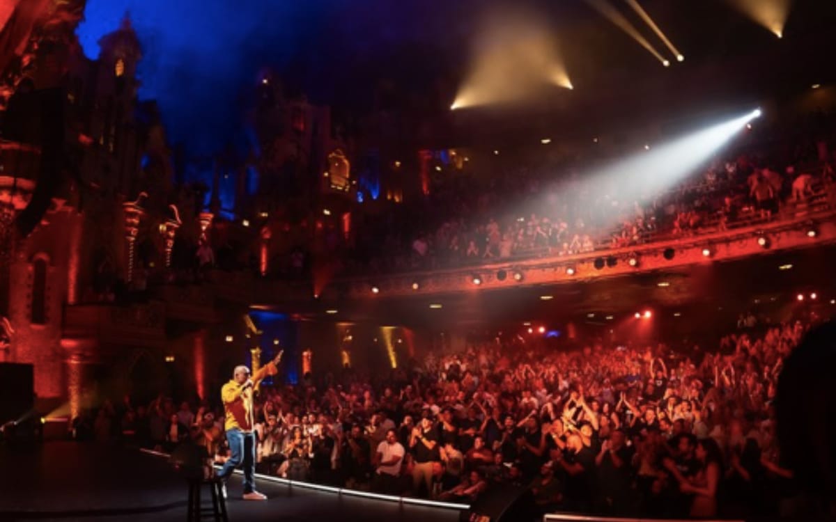 In Photos: Incredible snaps of Joe Rogan working his magic at 'Burn The ...