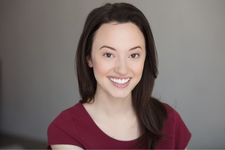 Who is Frieren's english voice actor?