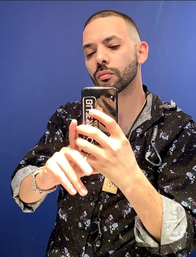 Who are Anwar Jibawi’s siblings?