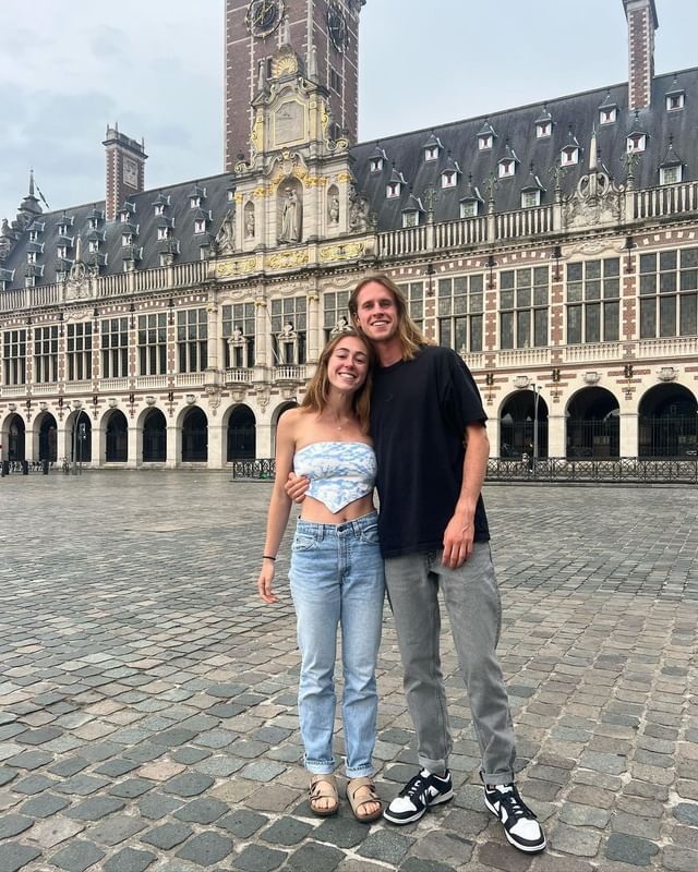 Who is Cole Hocker’s girlfriend, Sarah Levy?