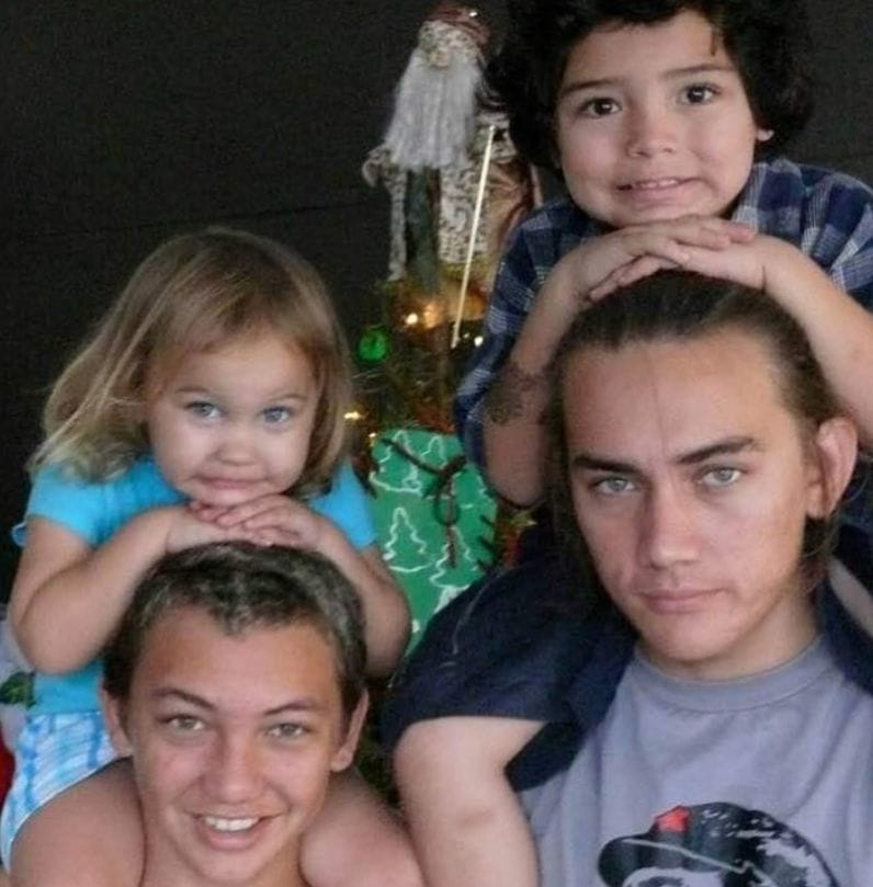 Who are Hali'a Beamer’s siblings?