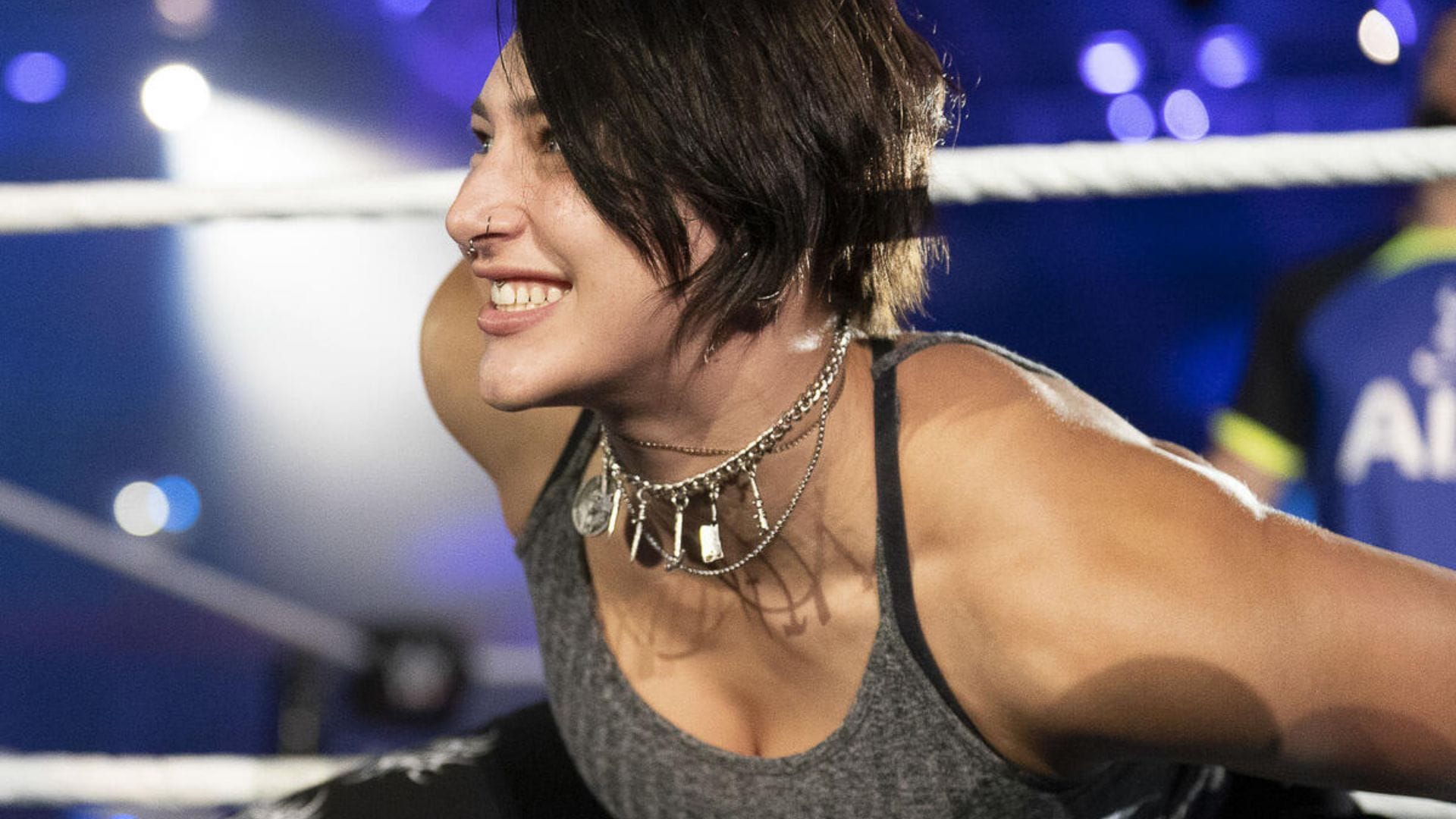Top WWE name is going to miss RAW and repeating history with Rhea ...