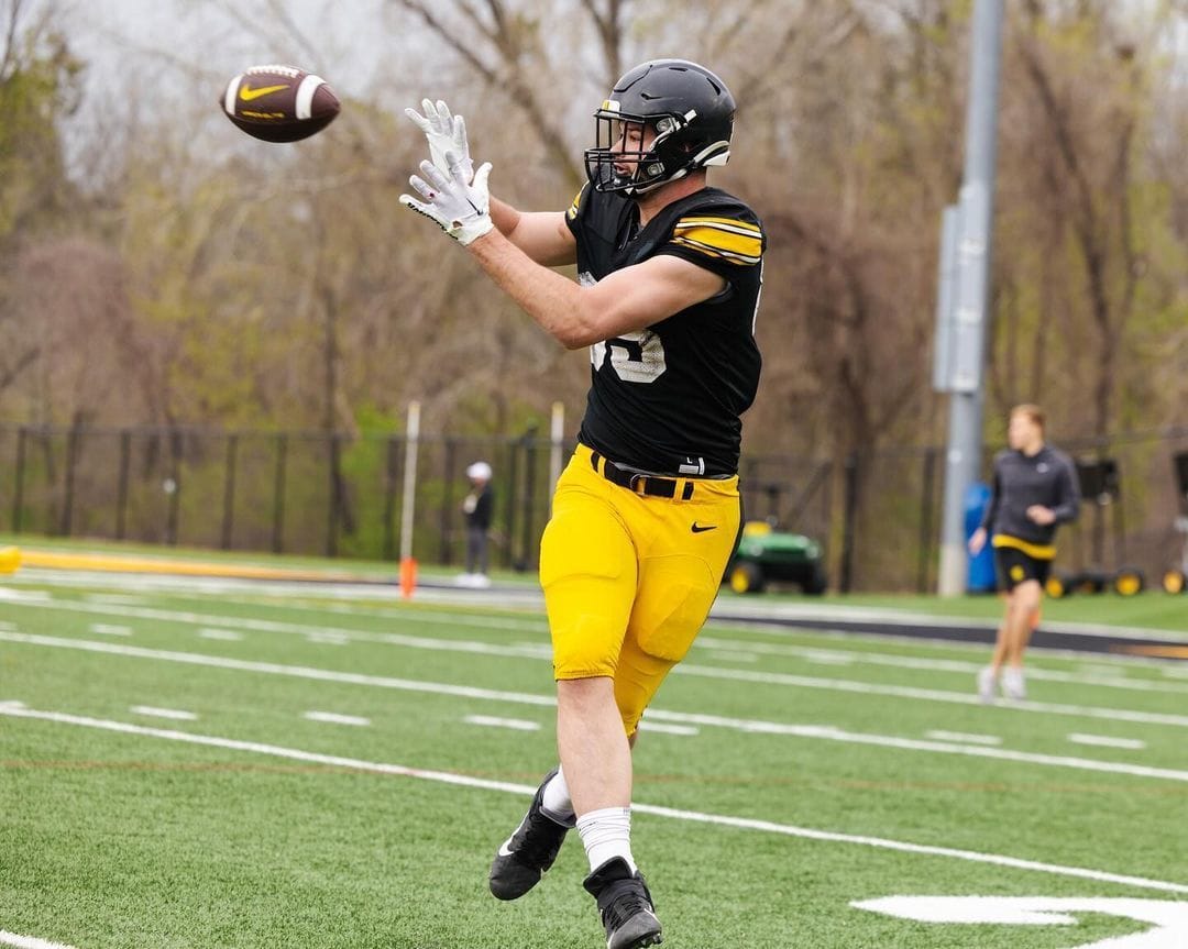 Luke Lachey Nationality - Luke Lachey Career, Hometown and more