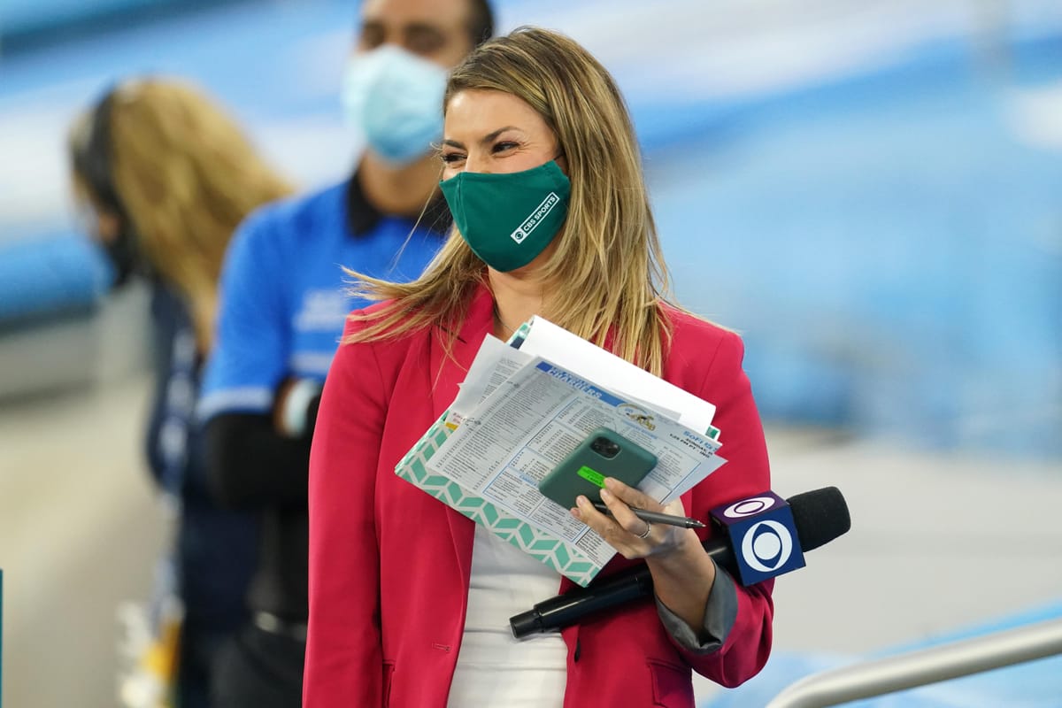 Amanda Balionis: Amanda Balionis rocks all-black leather dress, shares ...