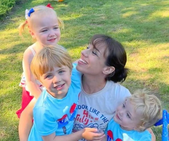 Colleen Ballinger- Father, Mother, Siblings, Wife, Kids
