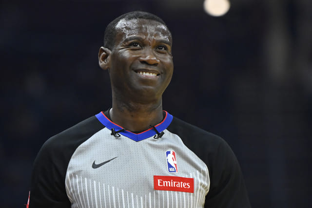 "Refs pleading for the clout" - NBA fans roast referee James Williams ...