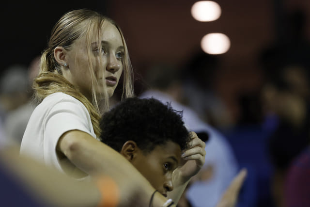IN PHOTOS: UConn star Paige Bueckers turns heads in an all-white outfit ...