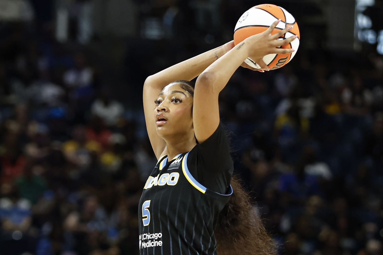Sky rookie Angel Reese overtakes 2x WNBA champ for all-time single ...